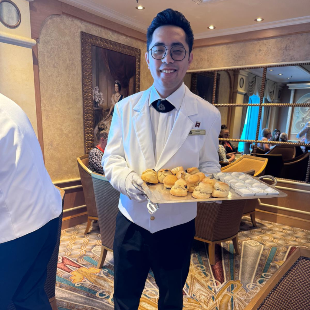 Ling Ling and Teagan’s Journey Aboard Cunard’s Queen Elizabeth ...